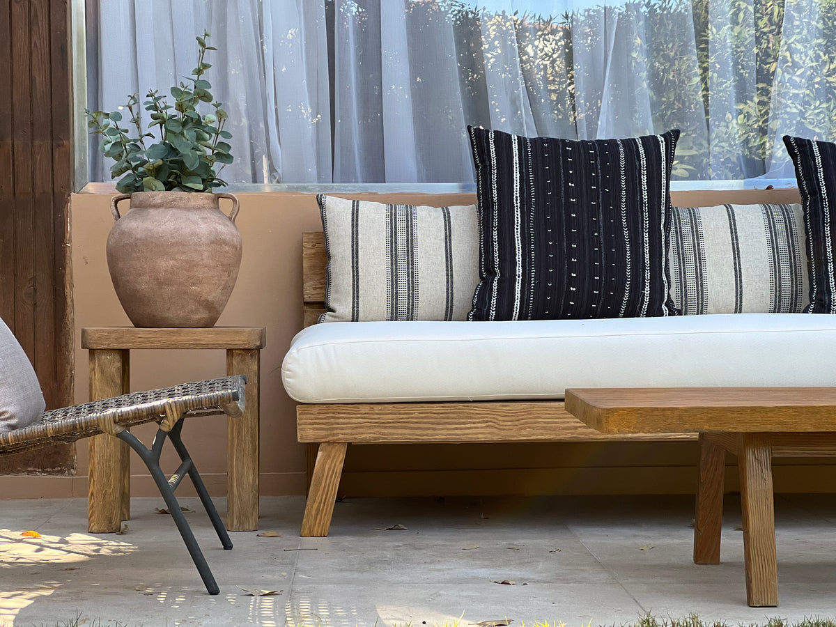 Outdoor Rustic Couch – The Spring Project
