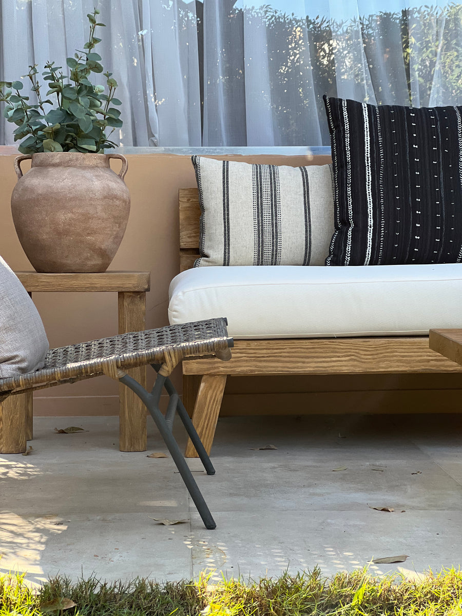 Outdoor Rustic Couch – The Spring Project